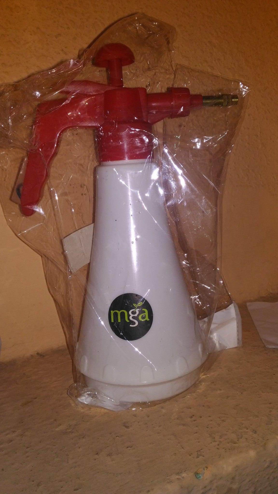 Buy Garden 1 L Hand Pressure Sprayer for Insectide Online | Farmers Stop